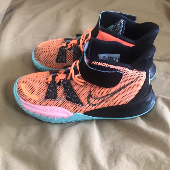 Nike | Shoes | Kyrie | Poshmark